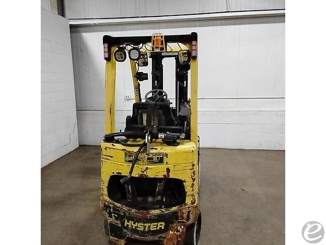 2017 LP Gas Hyster Cushion Tire 4 Wheel Sit Down (Indoor Warehouse ...