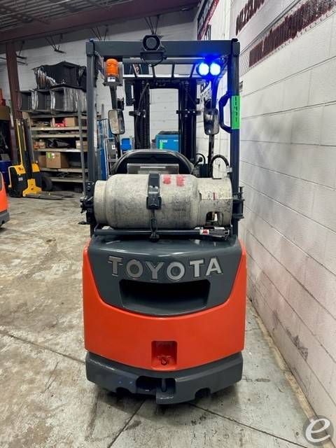 2017 LP Gas Toyota 8FGCU18 Cushion Tire 4 Wheel Sit Down (Indoor Warehouse)