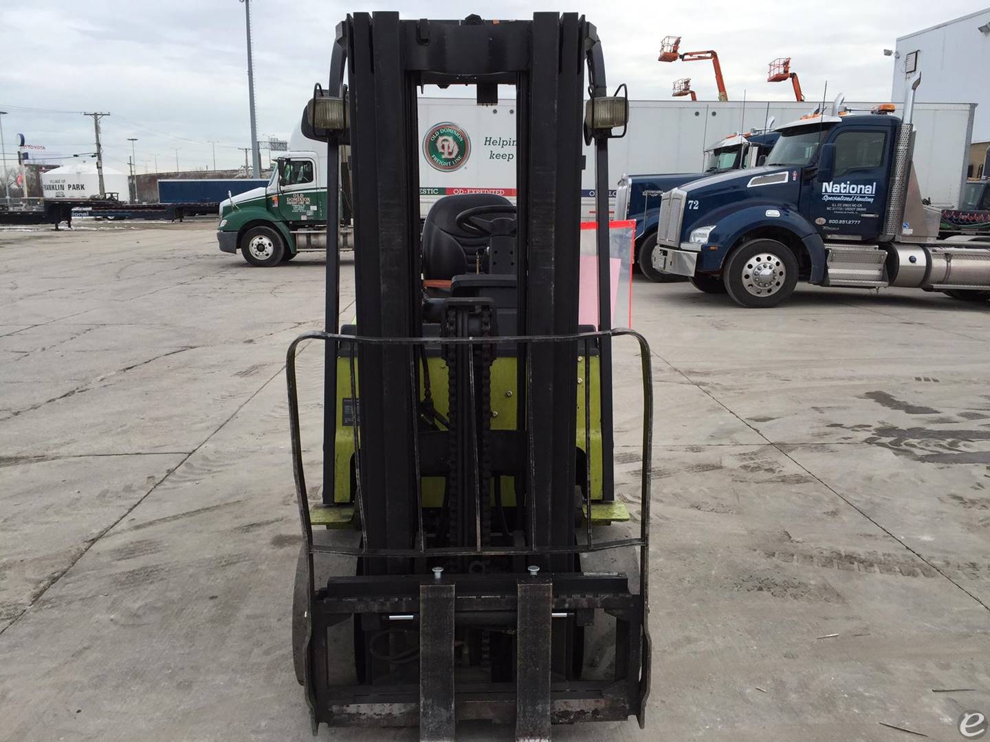 2011 Electric Clark ECX25 Electric 4 Wheel Sit Down
