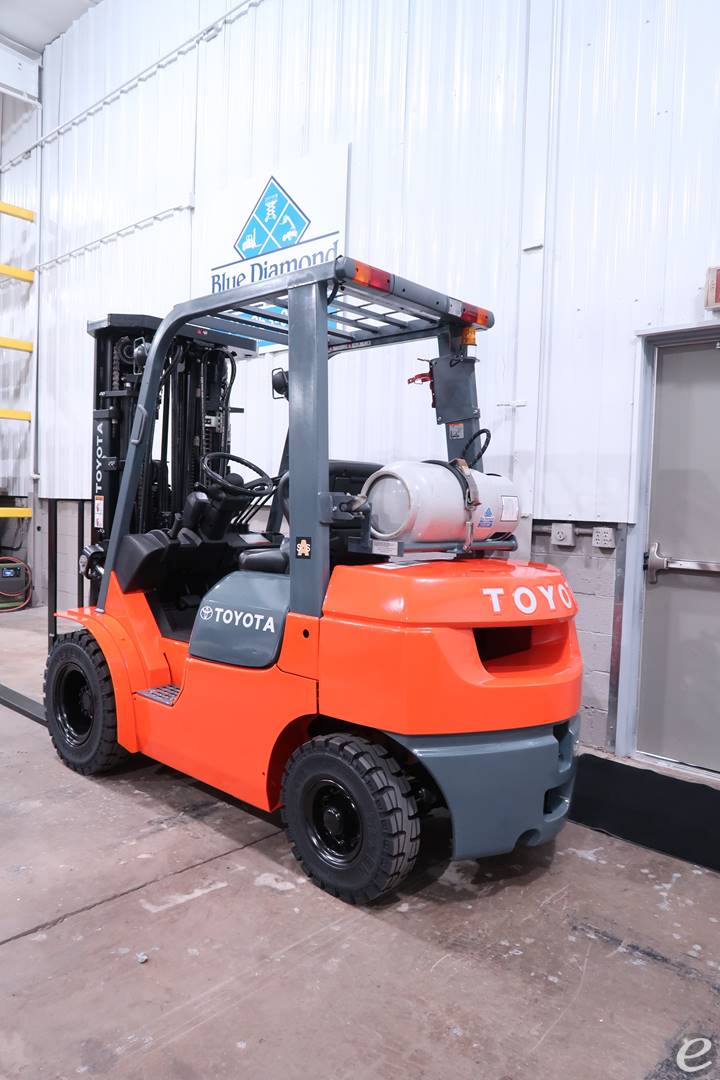 2006 Dual Fuel Toyota Sit Down Rider 7FGU25 - 123Forklift