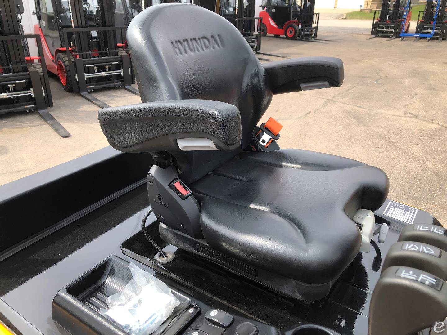 2022 Electric Hyundai 25BC-9 Pneumatic Tire 4 Wheel Sit Down