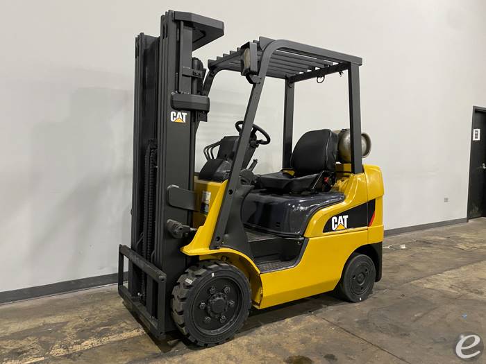 2013 LP Gas Cat C5000 Cushion Tire 4 Wheel Sit Down (Indoor Warehouse)