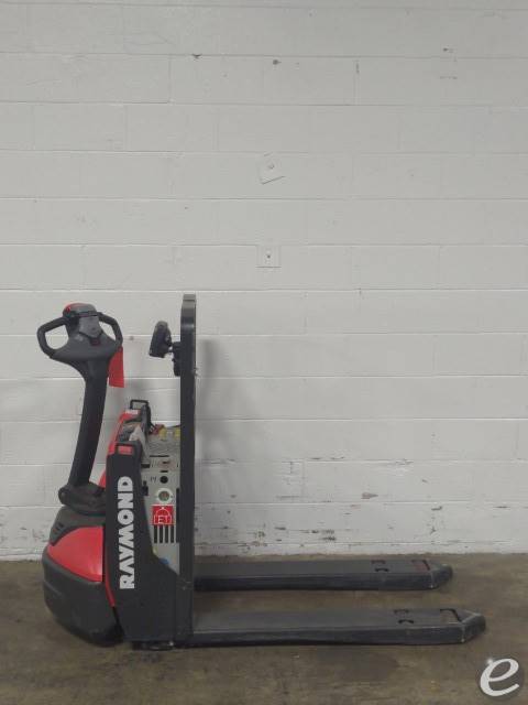 2016 Electric Raymond 8210 Electric Walkie Pallet Jack