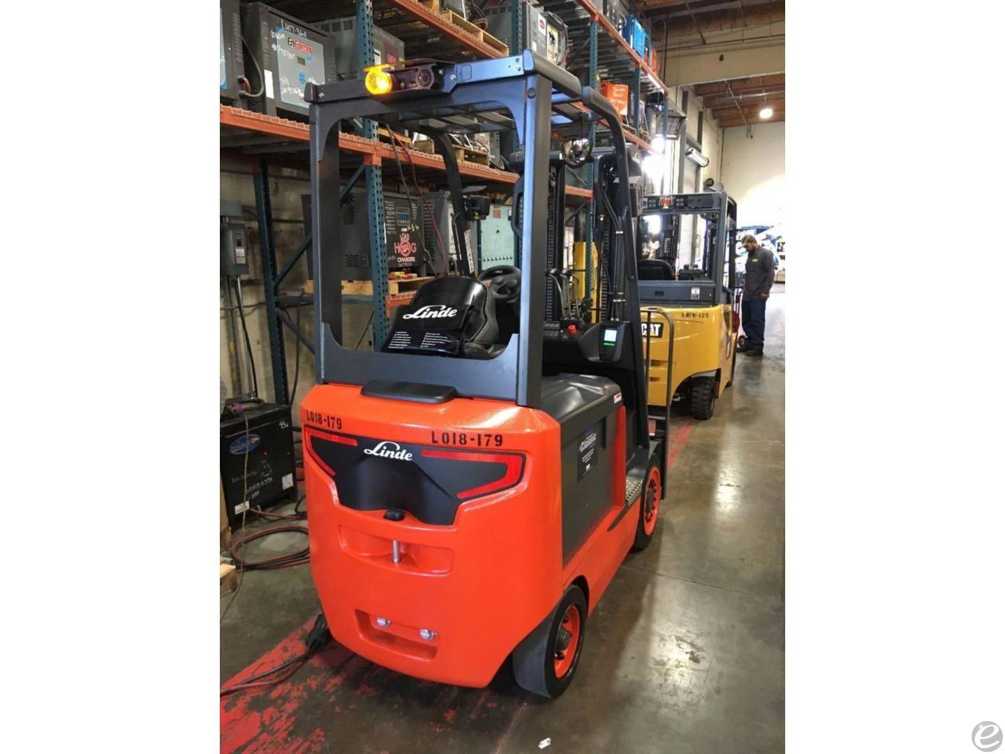 2018 Electric Linde Electric 4 Wheel Sit Down | Eliftruck