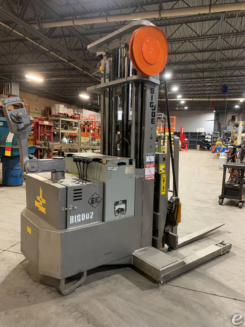 2002 Electric Big Joe Electric Walkie Straddle Stacker Reach | Eliftruck