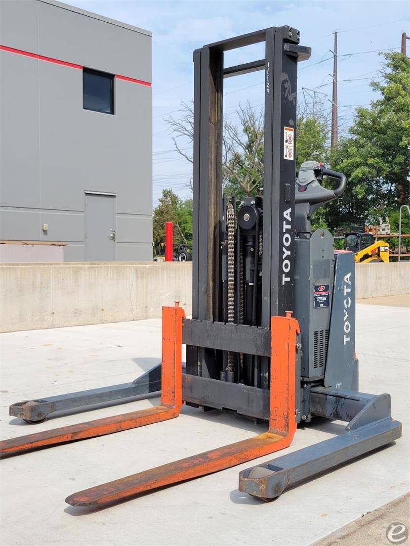 2018 Electric Toyota Sit Down Rider 8BWS13 - 123Forklift