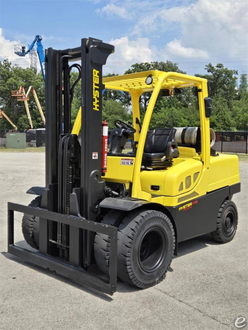2020 LP Gas Hyster Sit Down Rider H110FT - 123Forklift
