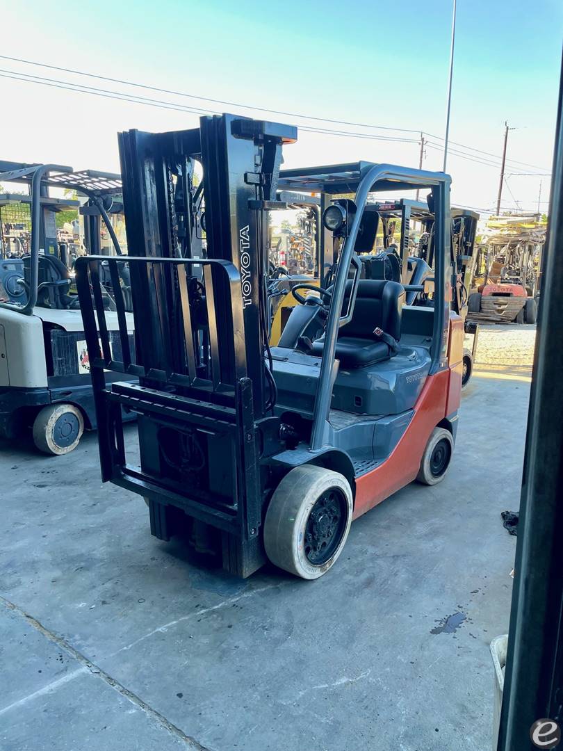 2008 LP Gas Toyota Sit Down Rider 8FGCU30 - 123Forklift