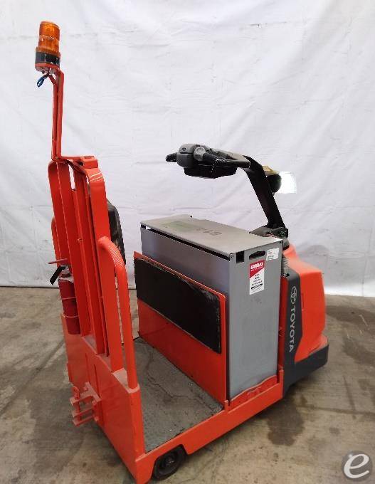 2012 Electric Toyota 8TB50 Tow Tractor