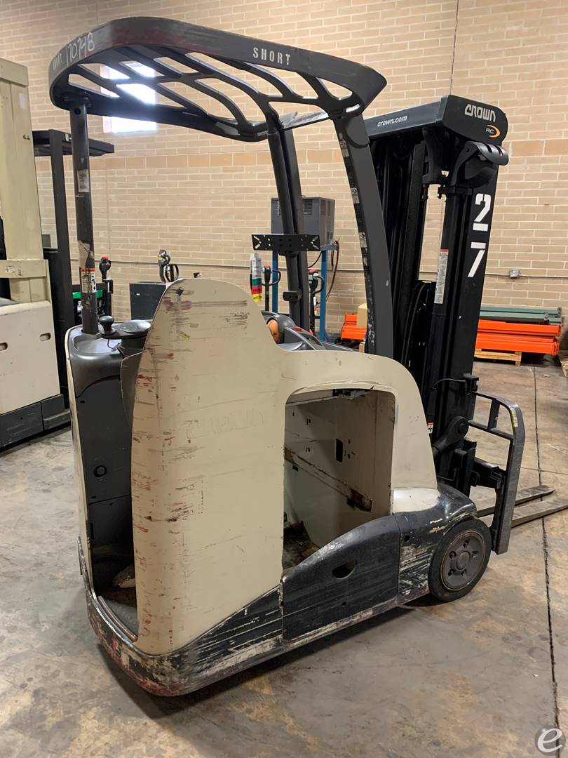 2010 Electric Crown RC5545-40 Electric 4 Wheel Sit Down