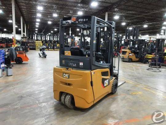 2018 Electric Cat 2ET4000 Electric 3 Wheel Sit Down