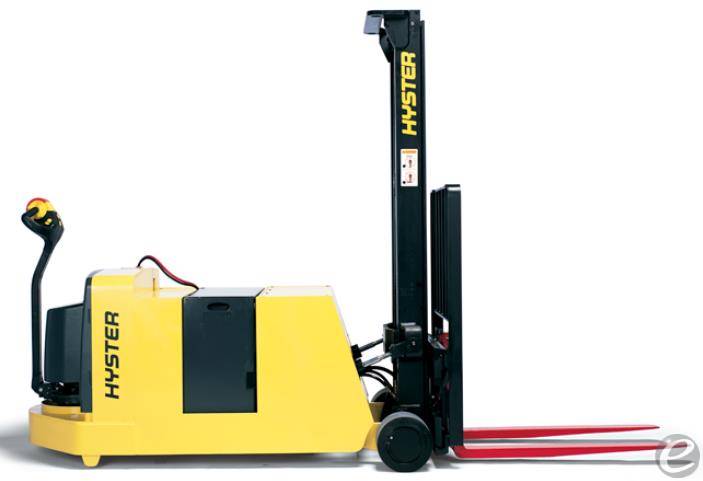 2004 Hyster Electric Walkie Straddle Stacker | Eliftruck