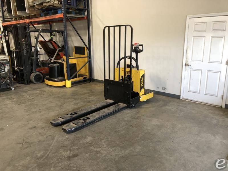 2018 Electric Yale MPE060LV Electric Walkie/Rider Pallet Jack