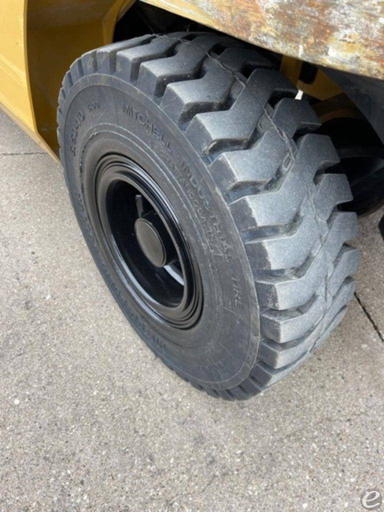2016 Diesel Cat DP30N Pneumatic Tire 4 Wheel Sit Down