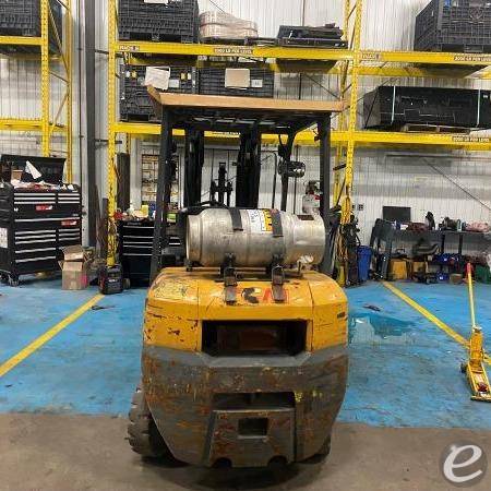 2010 LP Gas TCM FG25T3 Pneumatic Tire 4 Wheel Sit Down