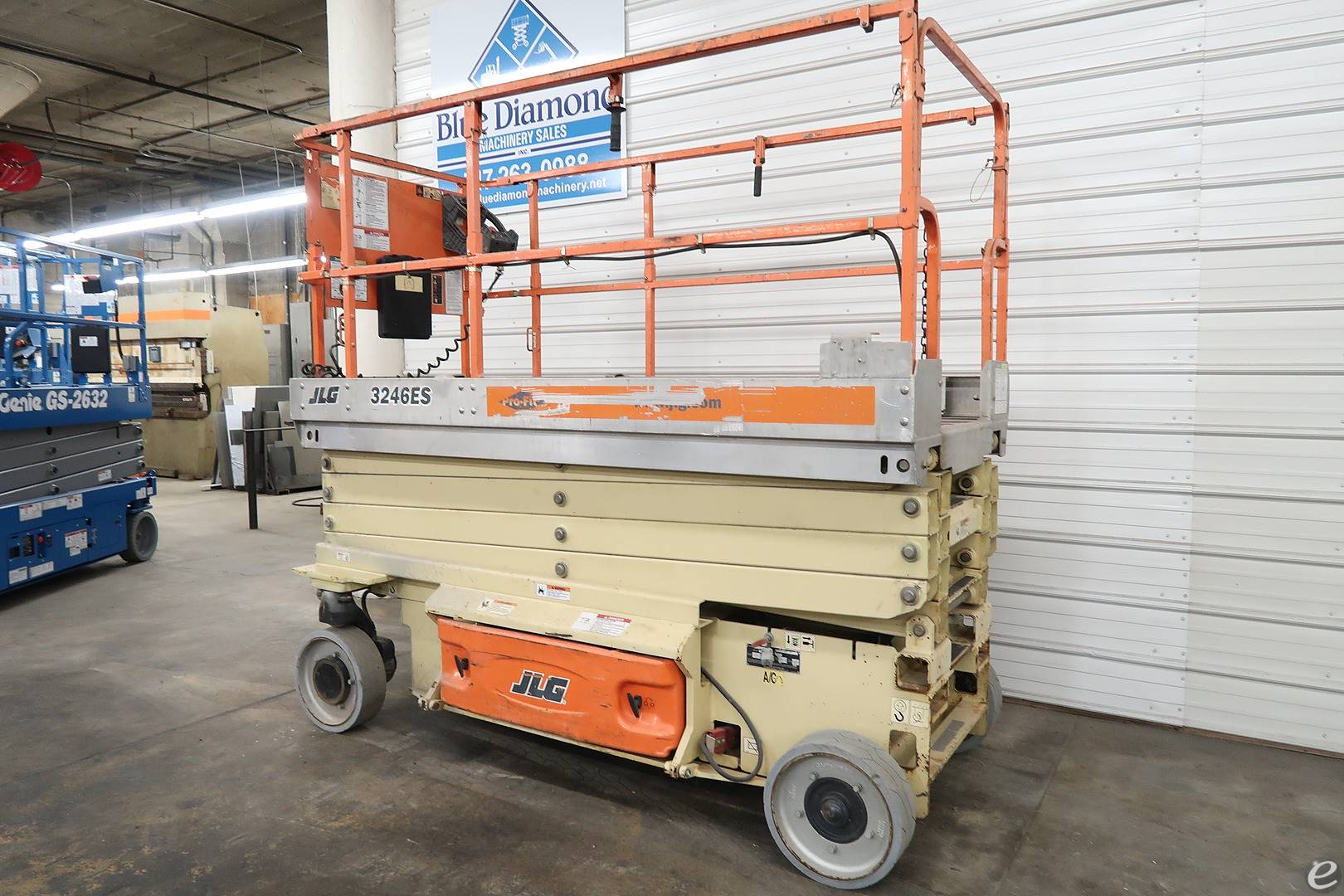 2008 Electric JLG Scissor Lifts 3246ES - 123Forklift
