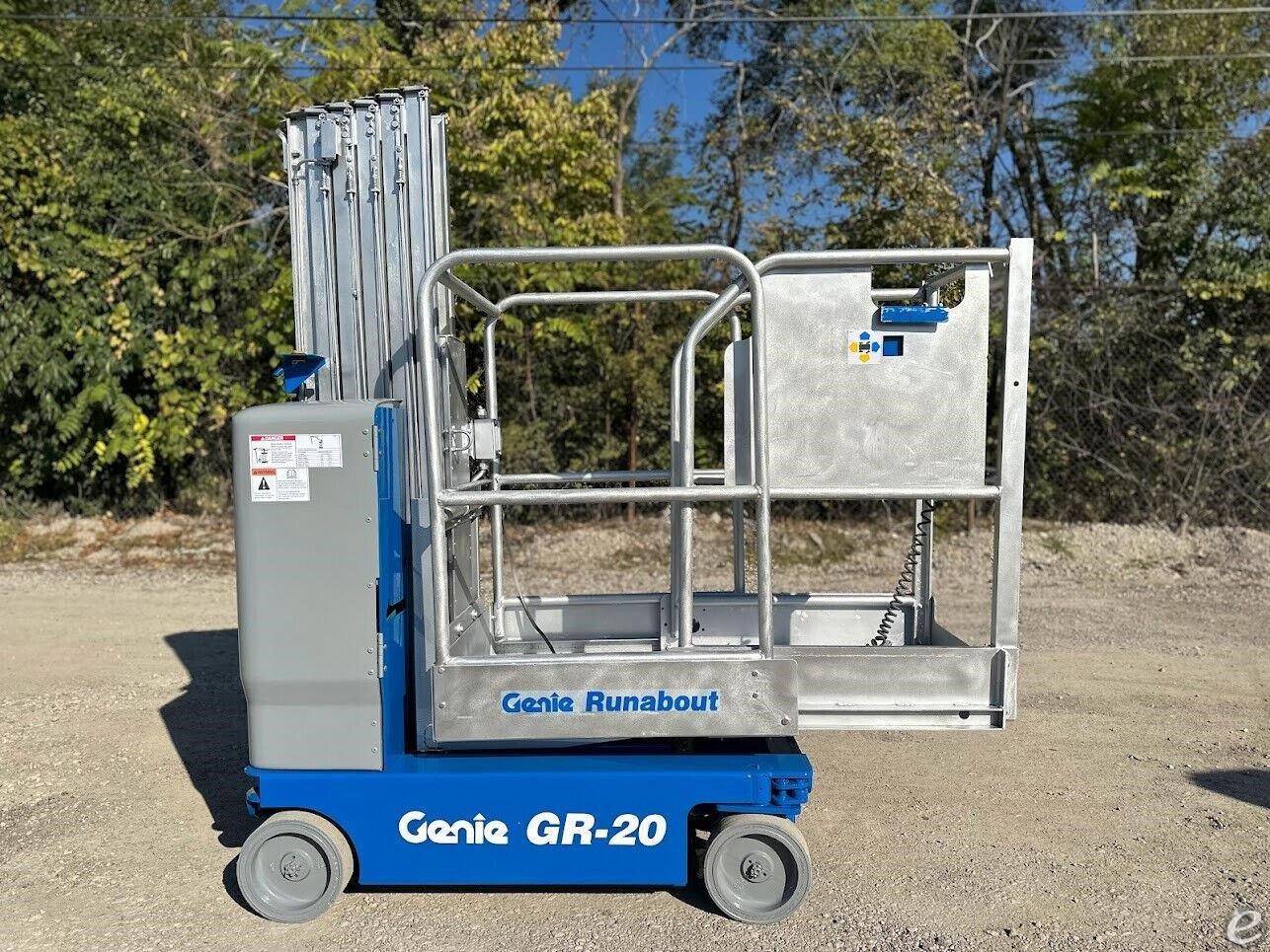 2016 Electric Genie Scissor Lifts GR20 - 123Forklift