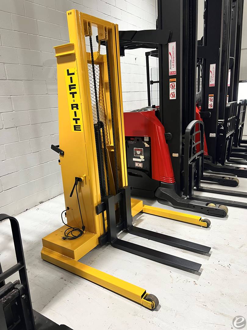 2012 Electric Lift-Rite Electric Walkie Straddle Stacker | Eliftruck