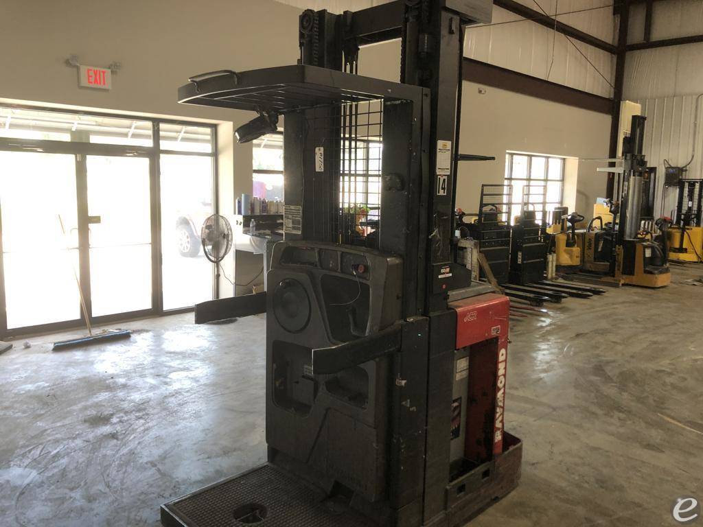 2007 Electric Raymond 540-OPC30TT Electric Order Picker