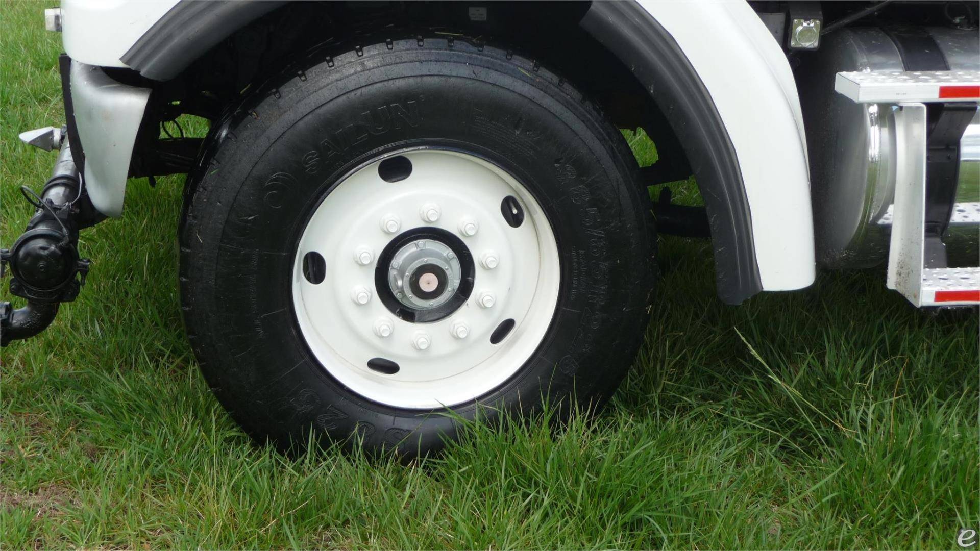 2007 Diesel Sterling LT7500 Trucks and Trailers