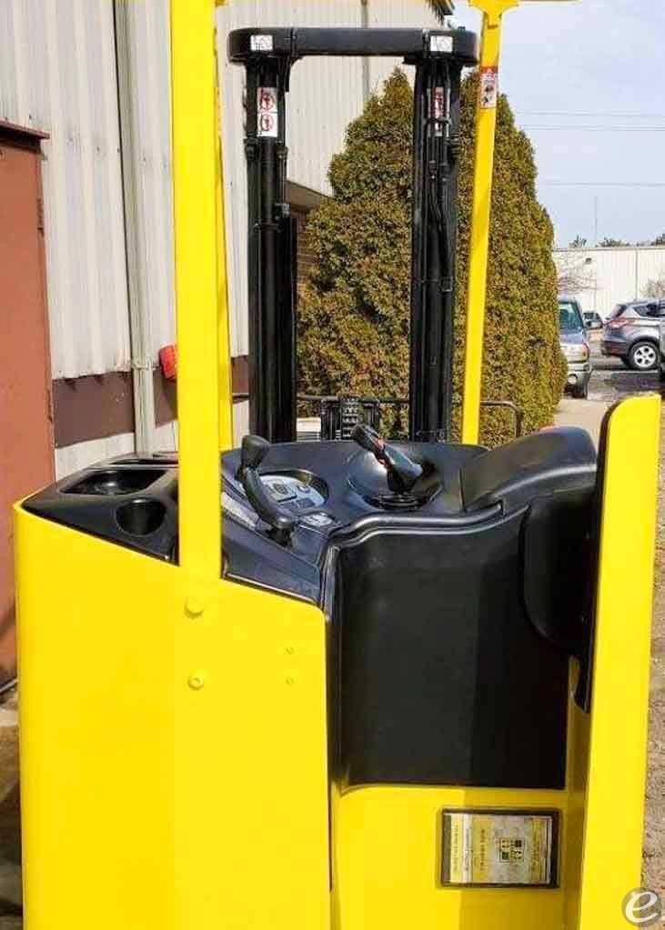 2014 Electric Hyster E40HSD Electric Walkie Counterbalanced Stacker