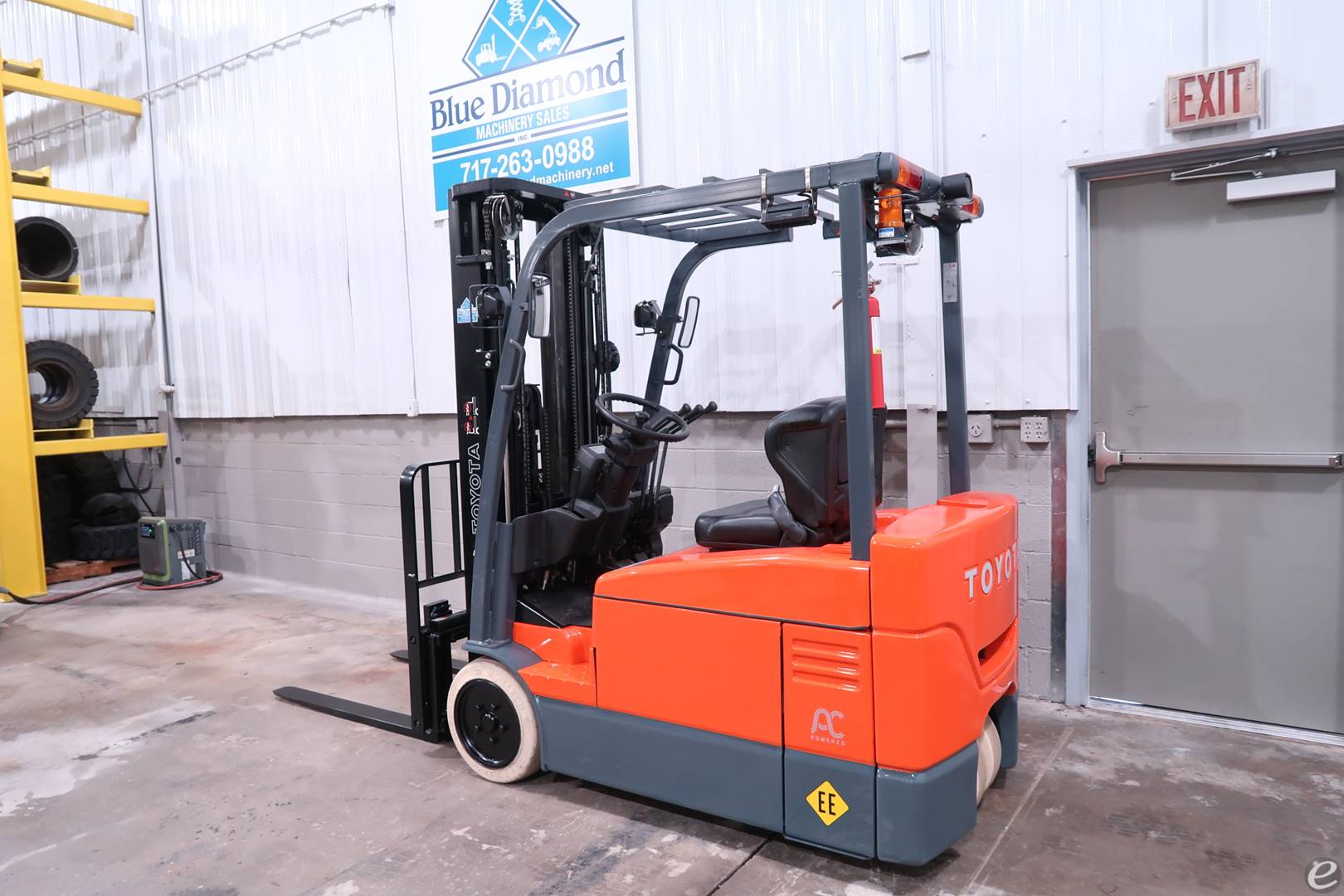 2015 Electric Toyota 7FBEU20 Electric 3 Wheel Sit Down