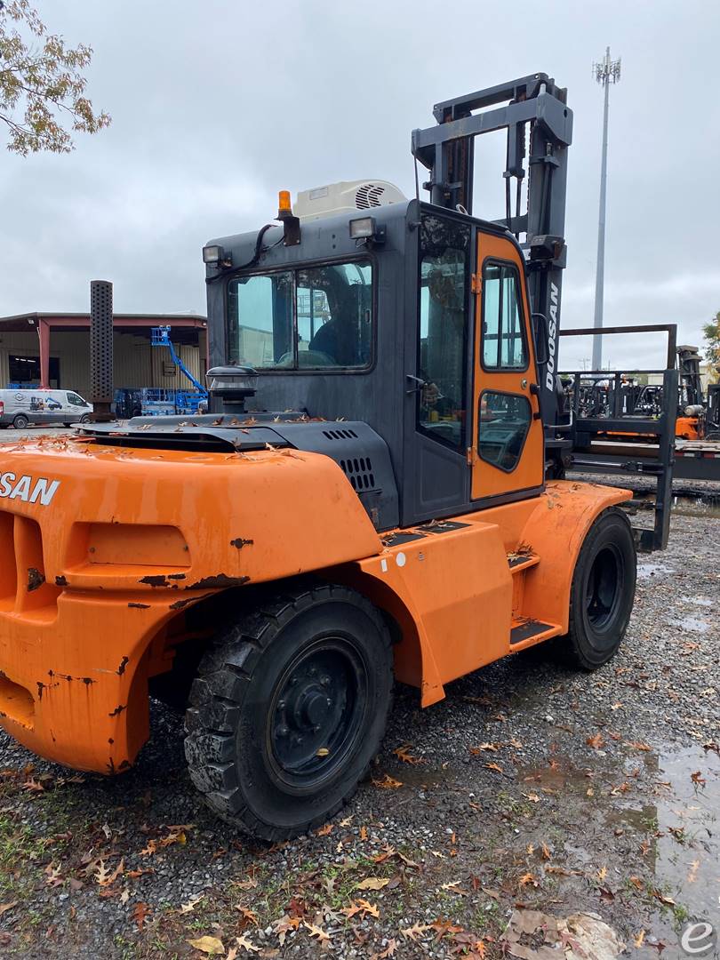 2015 Diesel Doosan D90S-5 Pneumatic Tire 4 Wheel Sit Down