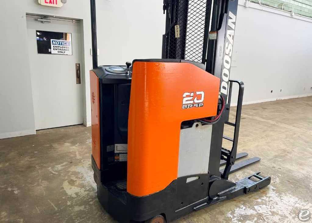 2015 Electric Doosan BR20SP-7 Electric Narrow Aisle Single Reach