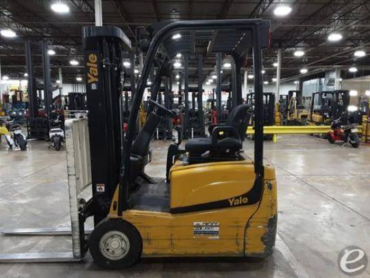 2018 Electric Yale ERP030 Electric 3 Wheel Sit Down