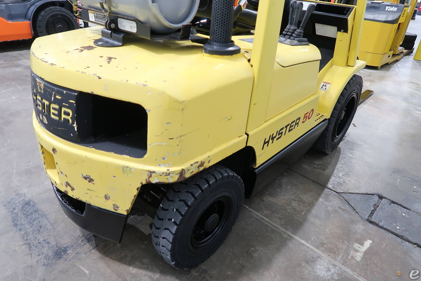 1999 LP Gas Hyster Sit Down Rider H50XM - 123Forklift