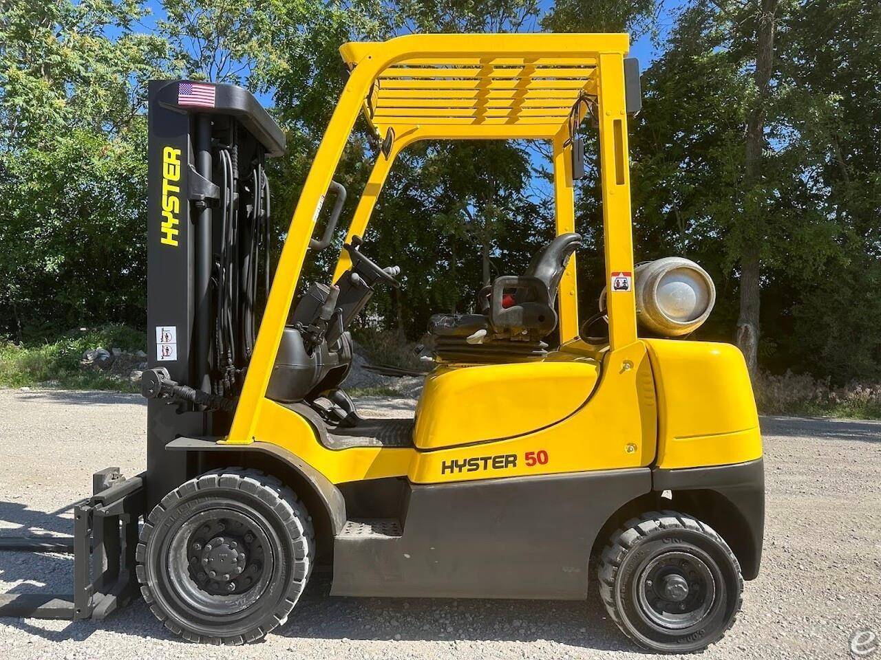 2017 Hyster Pneumatic Tire 4 Wheel Sit Down | Eliftruck