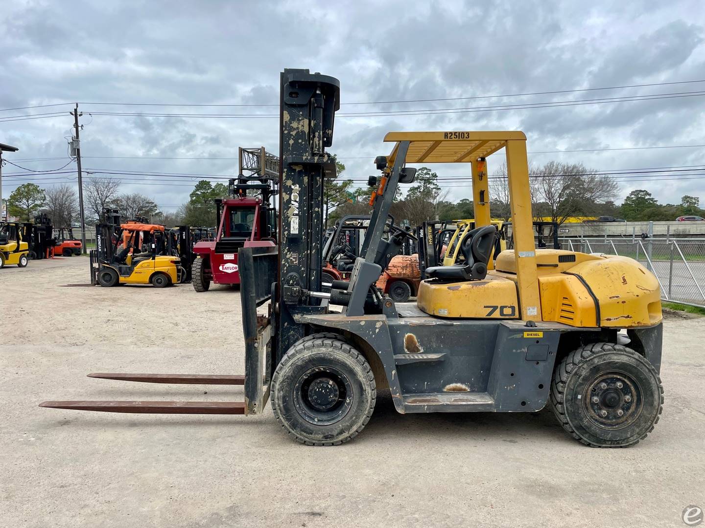 2012 Diesel TCM Pneumatic Tire 4 Wheel Sit Down | Eliftruck