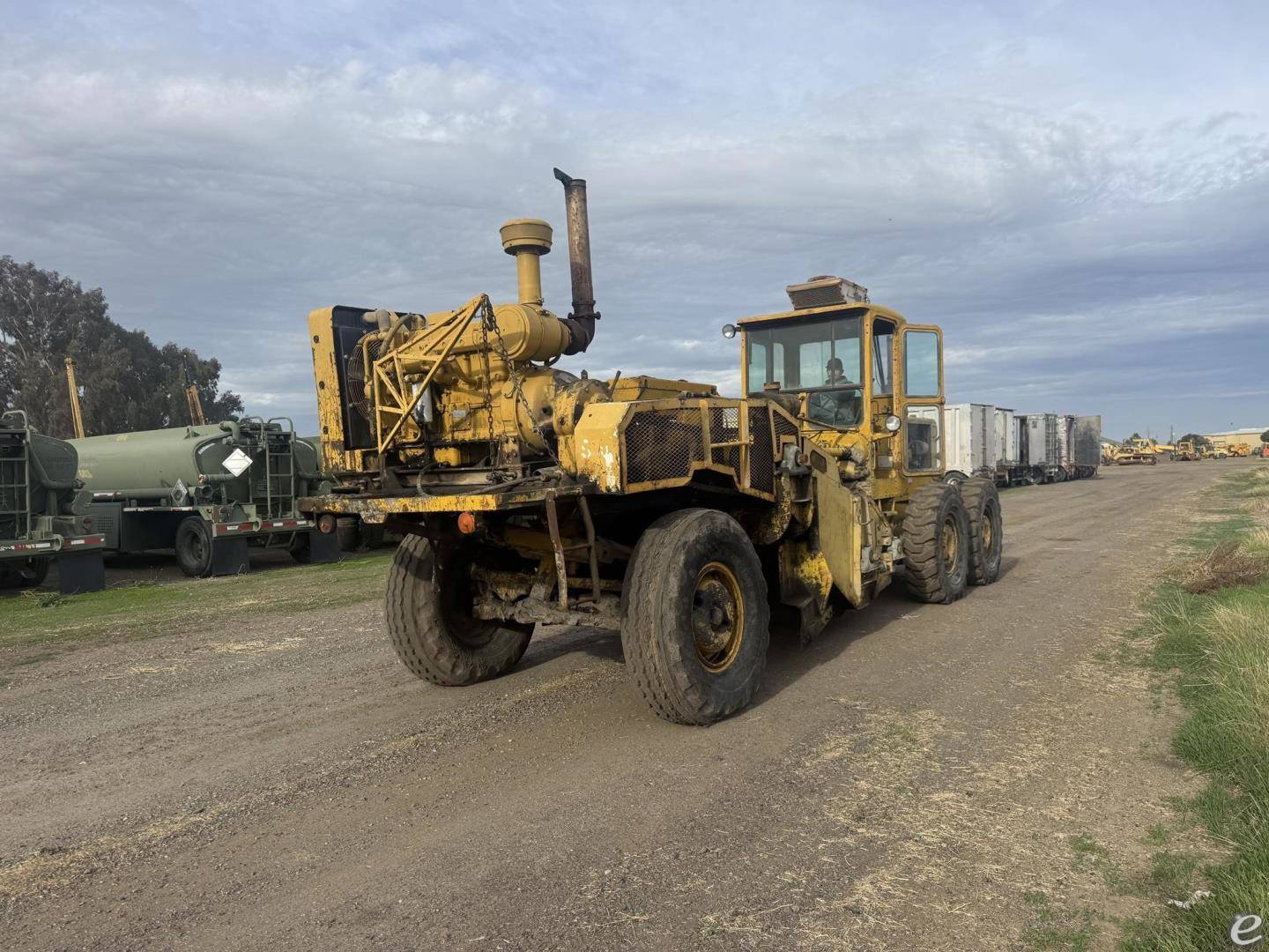 Cat Earth Moving and Construction | Eliftruck