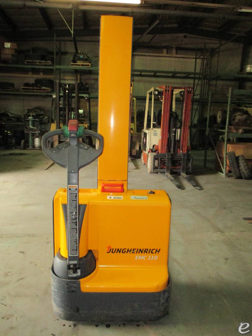 2018 Electric Jungheinrich Electric Walkie Straddle Stacker | Eliftruck