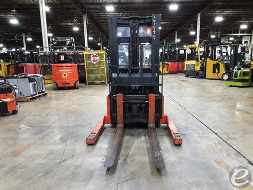 2010 Electric Toyota Electric Walkie Straddle Stacker Reach | Eliftruck