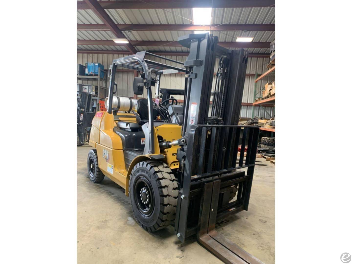 2019 LP Gas Cat Pneumatic Tire 4 Wheel Sit Down | Eliftruck