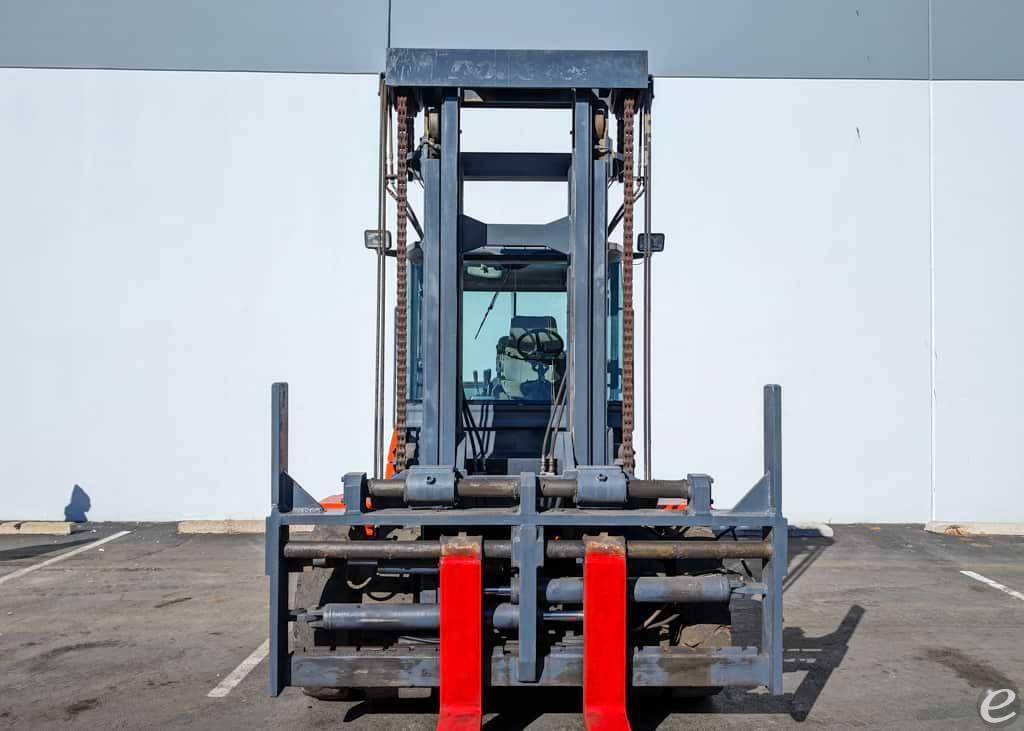 2009 Diesel Doosan D110S-5 Pneumatic Tire 4 Wheel Sit Down