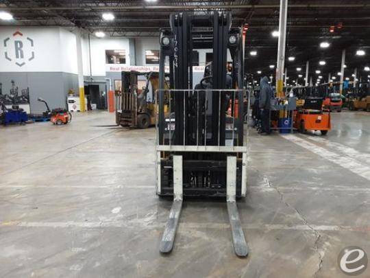 2018 Electric Yale ERP030 Electric 3 Wheel Sit Down