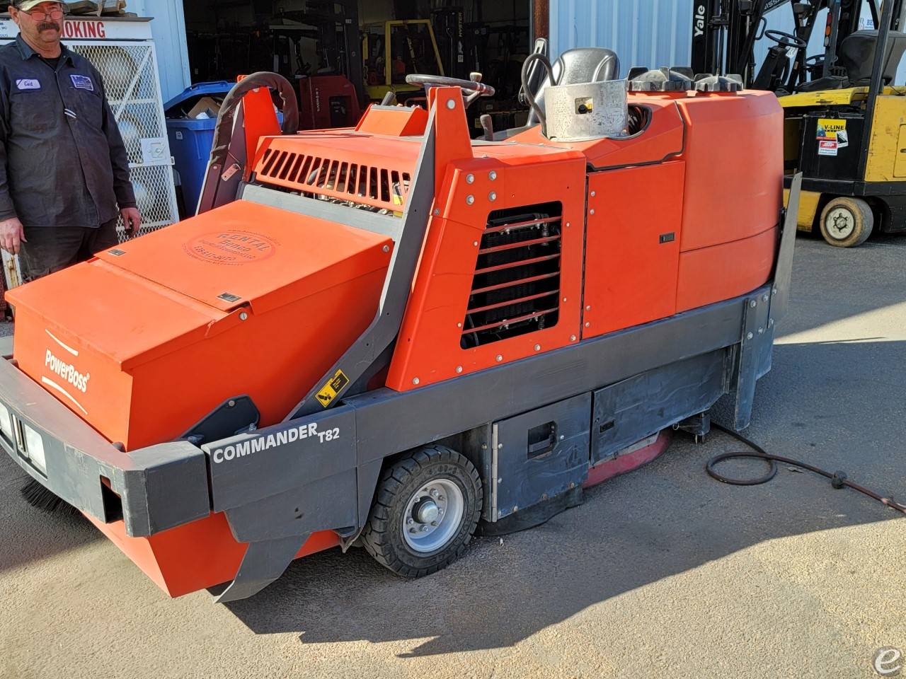 2016 LP Gas Power Boss TSS82 Commander Rider Sweeper/Scrubbers