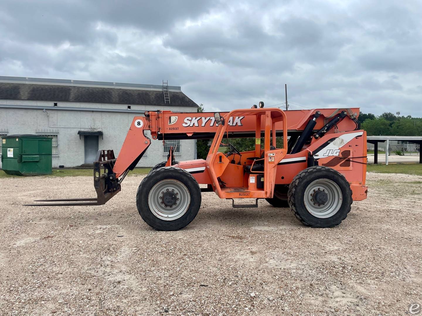 2013 Diesel Skytrak Telehandlers 8042 - 123Forklift