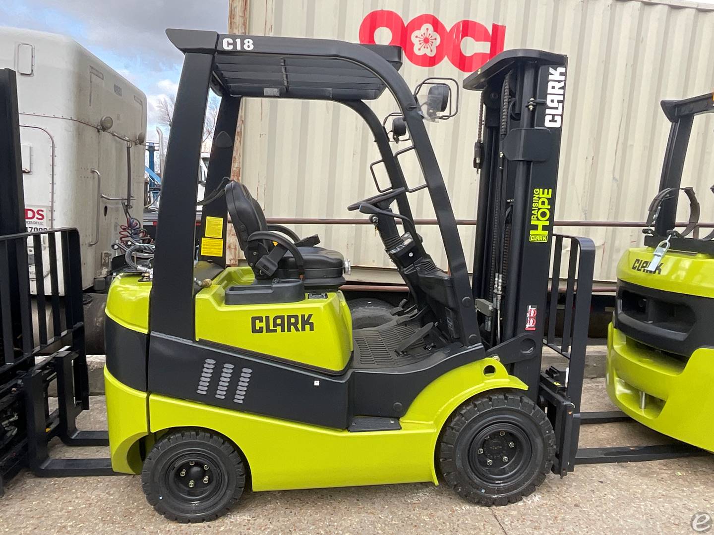 2023 LP Gas Clark C18 Pneumatic Tire 4 Wheel Sit Down