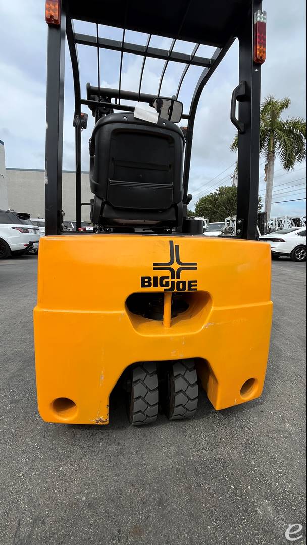 2024 Electric Big Joe Electric 3 Wheel Sit Down | Eliftruck