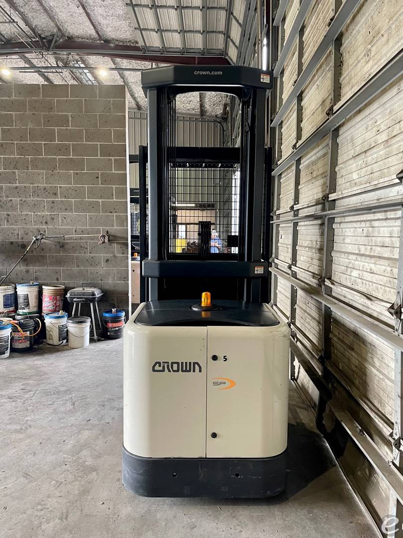 2003 Electric Crown Order Pickers SP3210-30 - 123Forklift