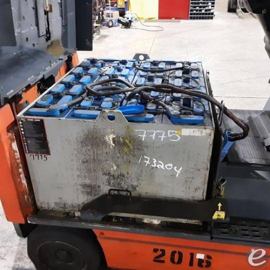 2016 Electric Toyota 8FBCU32 Cushion Tire 4 Wheel Sit Down (Indoor ...