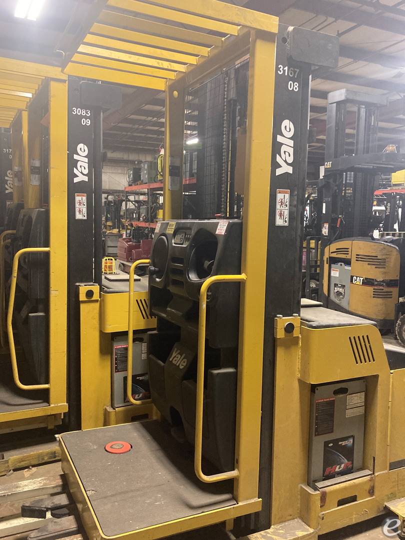 2015 Electric Yale Order Pickers OS030 - 123Forklift