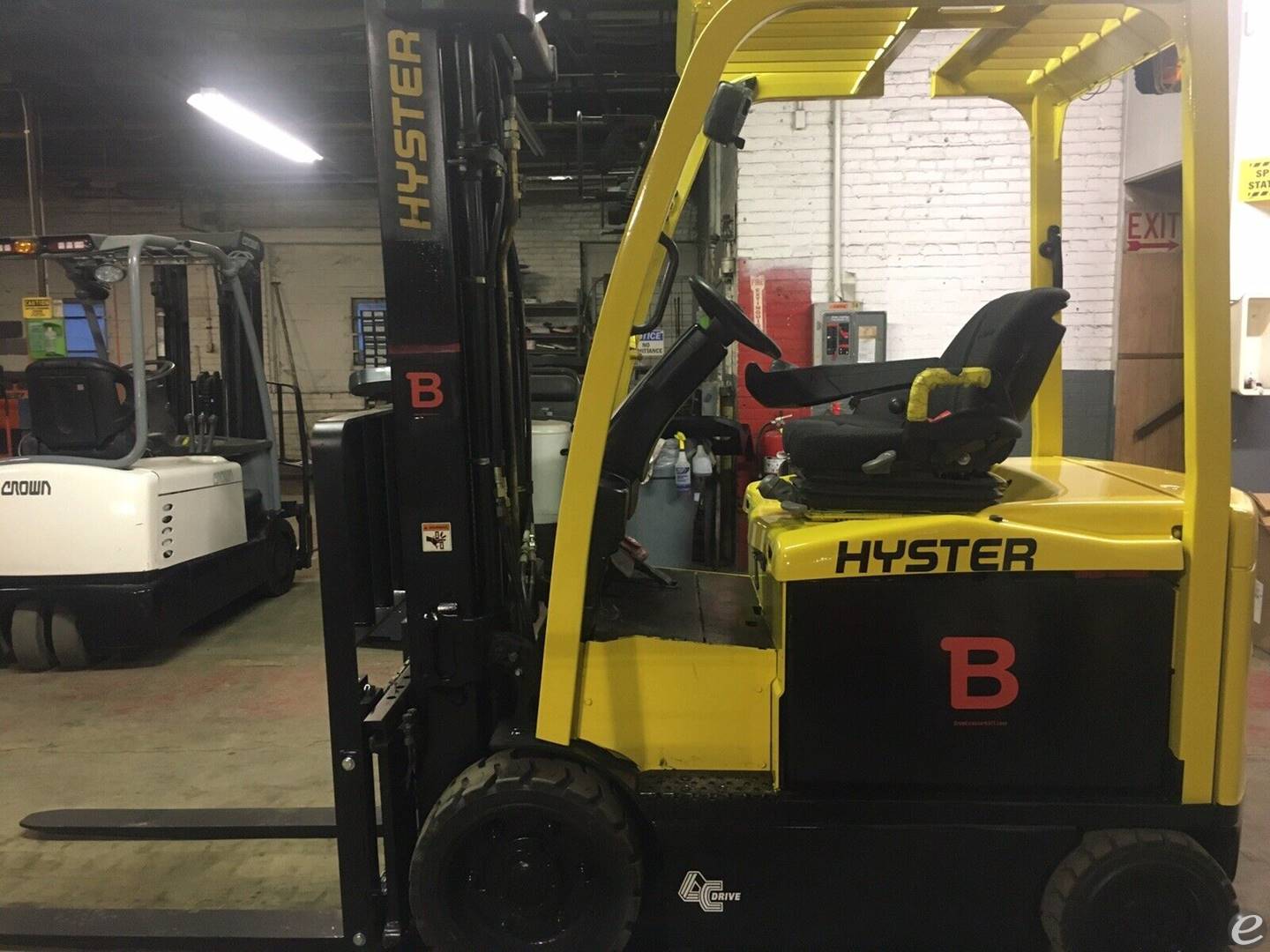 2013 Hyster E60XN-33 Electric 4 Wheel Sit Down