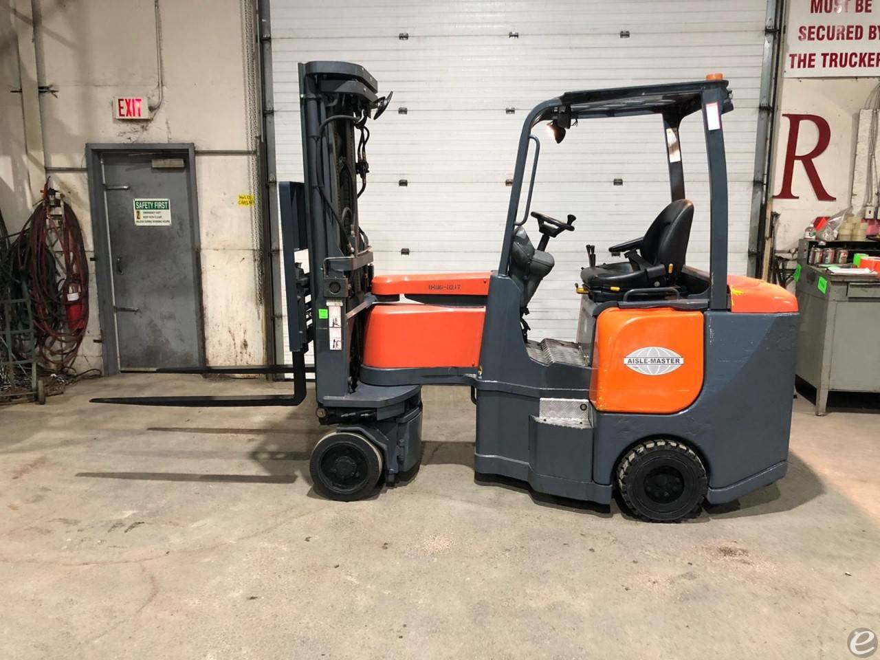 2013 Electric Aisle-Master Electric Man Down Swing Reach Turret | Eliftruck