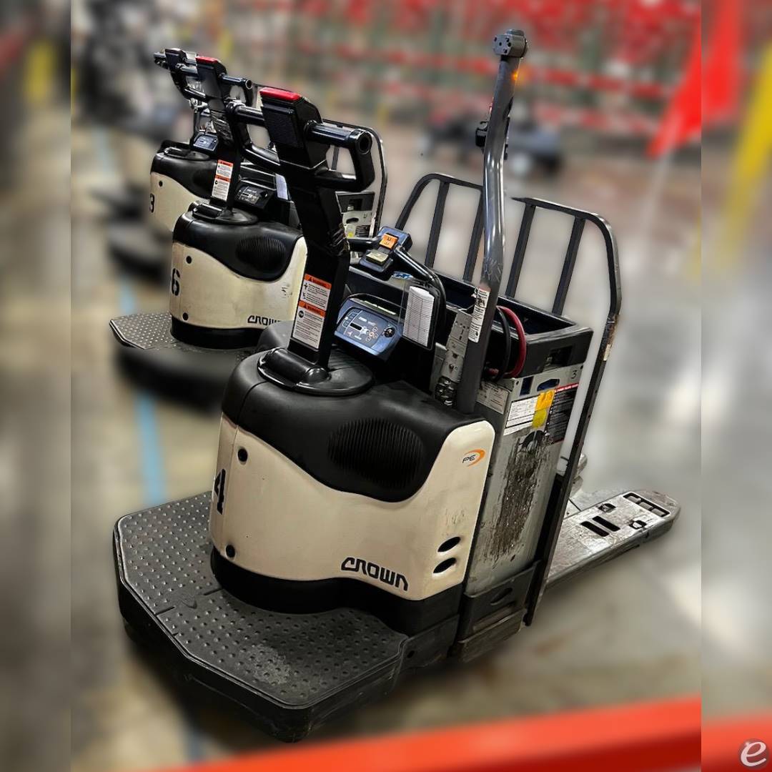 2012 Electric Crown PE4500-80 Electric Walkie Straddle Stacker