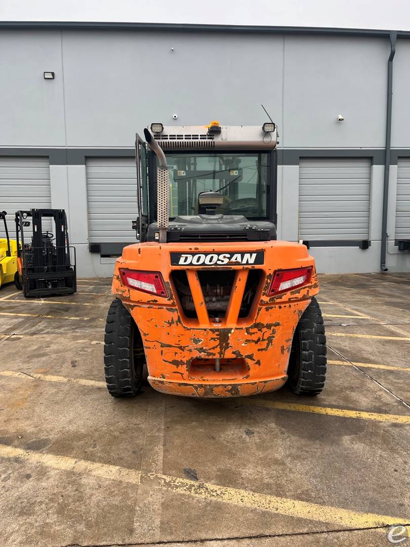 2020 Diesel Doosan Pneumatic Tire 4 Wheel Sit Down | Eliftruck