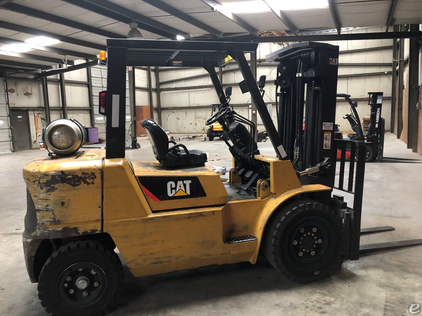 2006 LP Gas Cat GP40K Pneumatic Tire 4 Wheel Sit Down